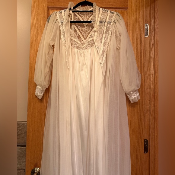 Intimates & Sleepwear | Vintage Bridal Slip Robe | Poshmark